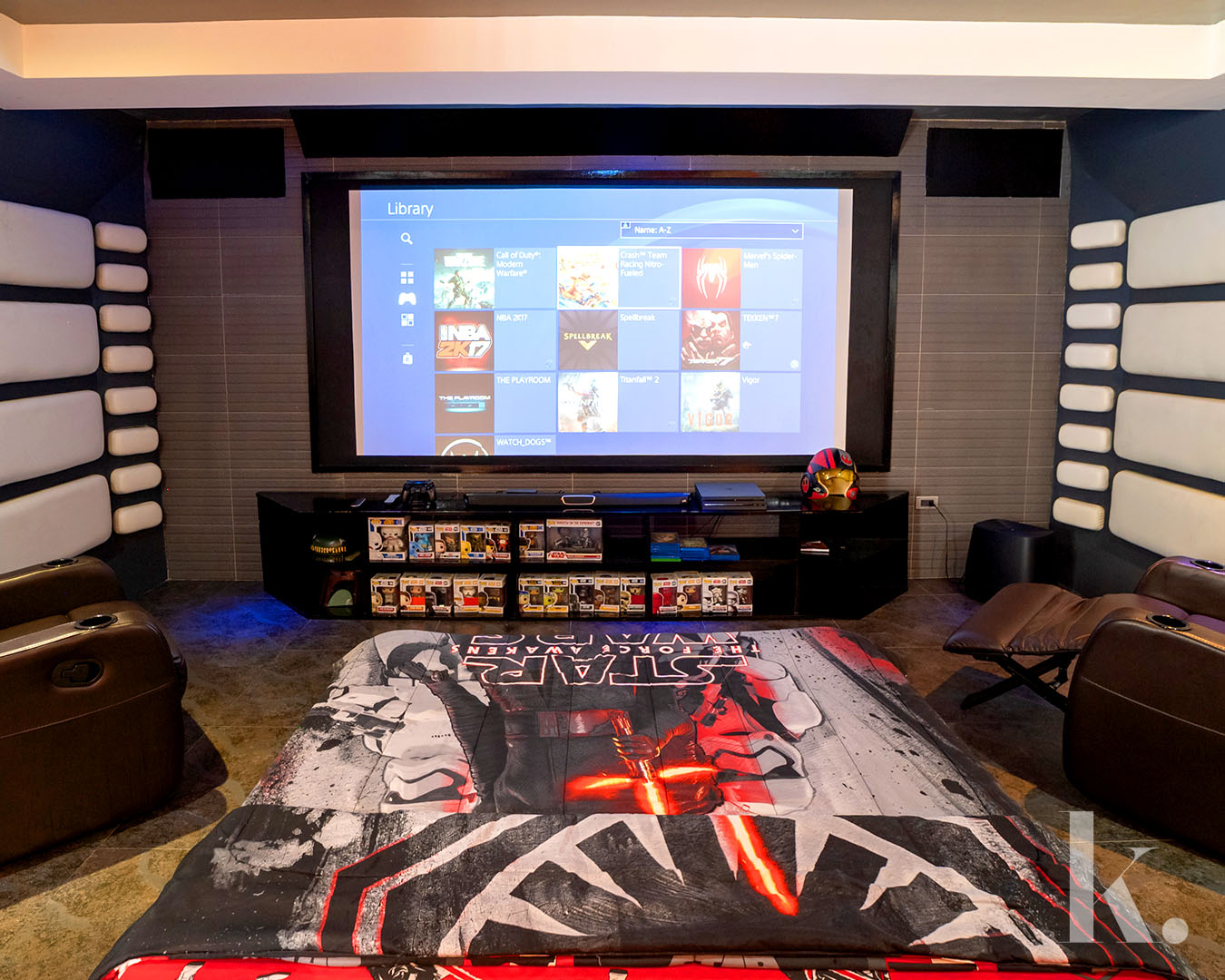 This Superhero-themed Airbnb Takes Your Staycation To A Whole New Level ...
