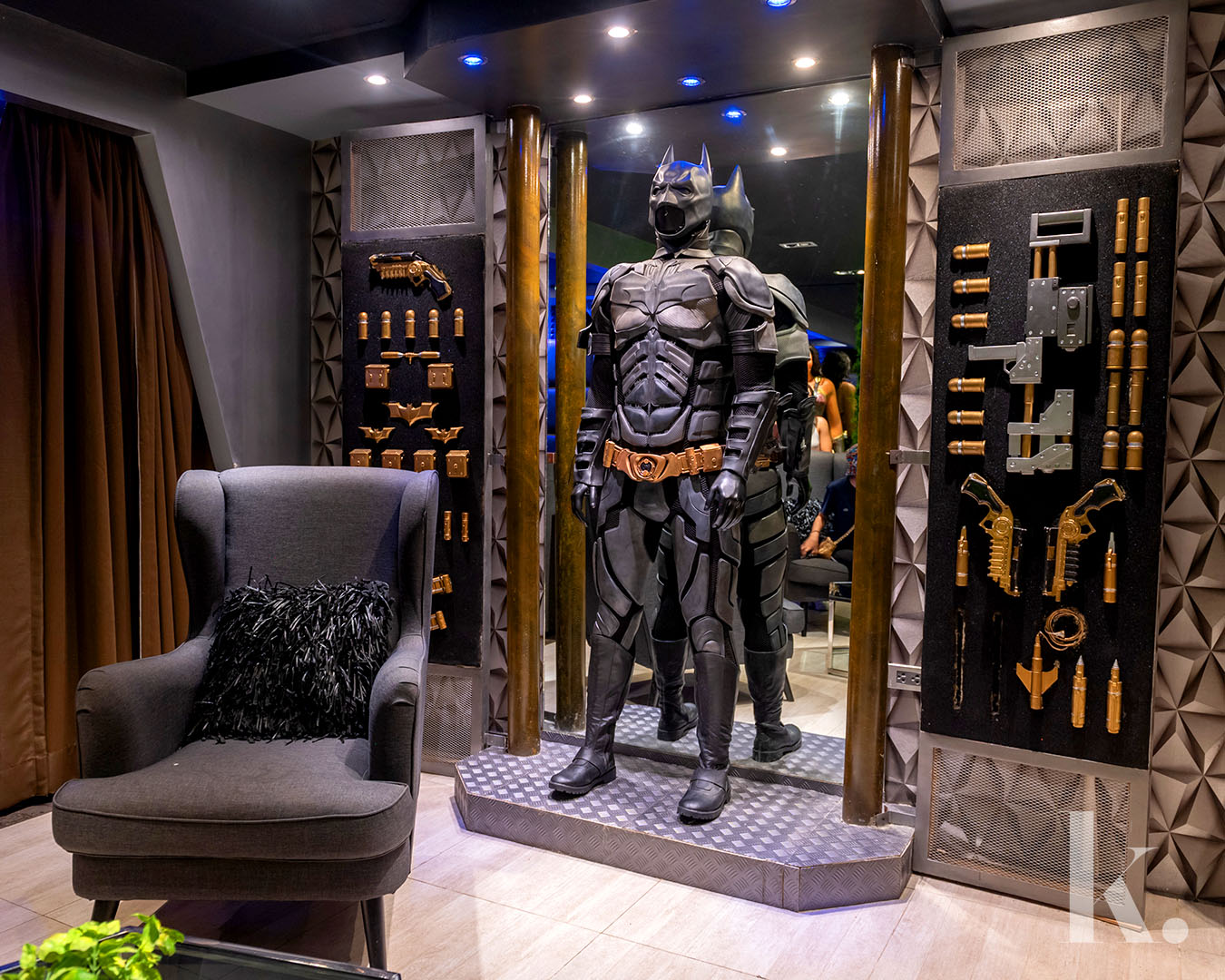 This Superhero-themed Airbnb Takes Your Staycation To A Whole New Level ...